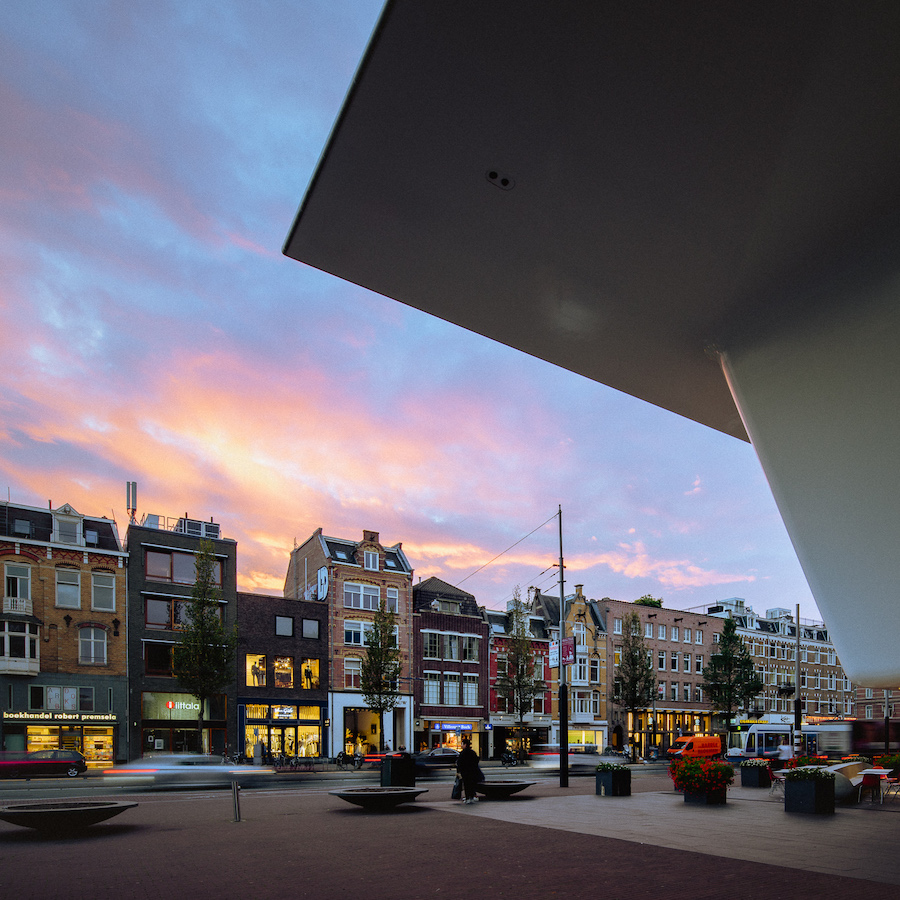 Stedelijk Museum - Amsterdam - dynamic forms - architectural photography